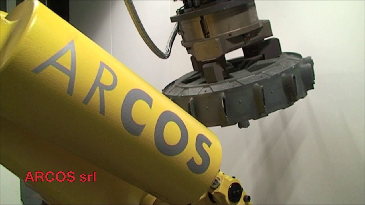 Robotic Cutting Machine: discover all the different types - Arcos